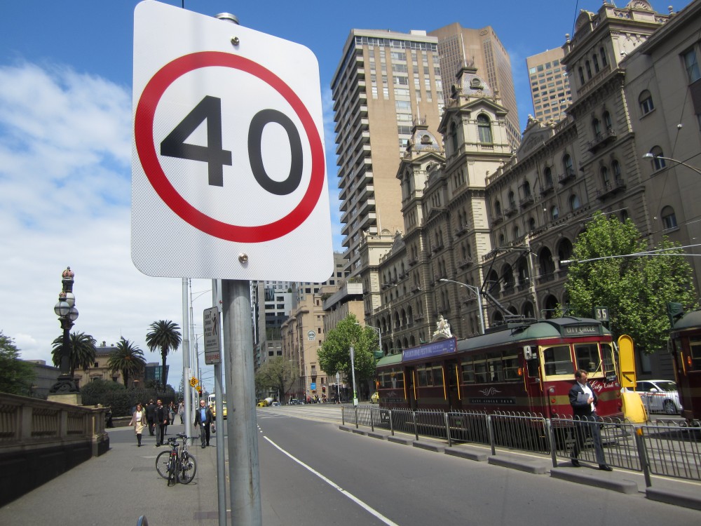 Road safety and speed limits | City of Melbourne