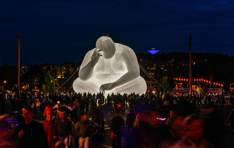 Firelight Festival features enormous inflatable art | City of Melbourne