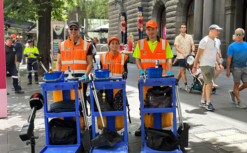 Clean team and garden gurus on patrol | City of Melbourne
